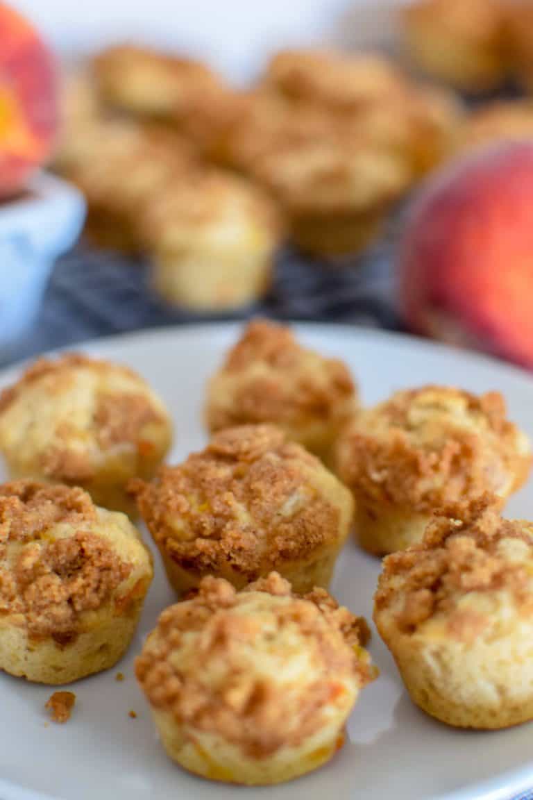 Adorable Mini Peach Crumb Muffins Recipe